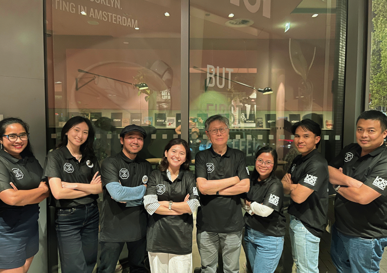 Home - Voks Radio Amsterdam